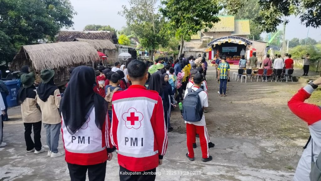 PMI Jombang Dukung Brantas Eco-Adventure 2025 dengan Layanan ...