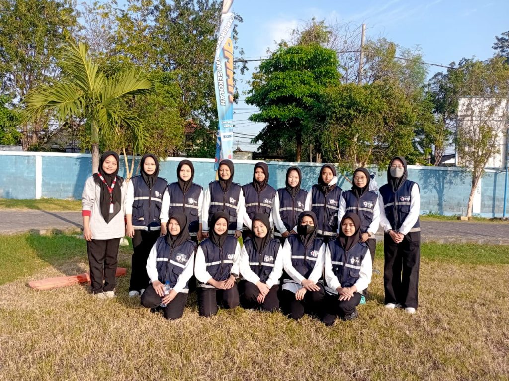 PMI Kabupaten Jombang Dampingi Tim Kesehatan pada Opening MPLS Tingkat ...